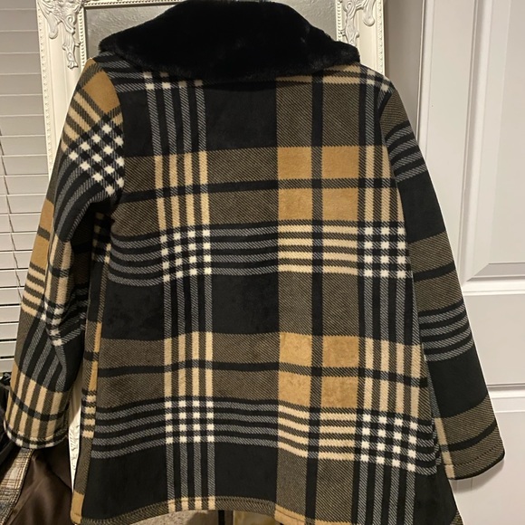 ellen reyes | Jackets & Coats | Ellen Reyes Coat | Poshmark